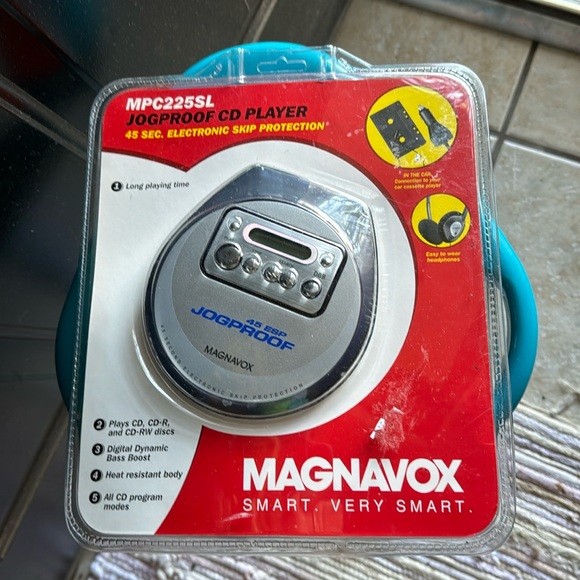 Magnavox | Portable Audio & Video | Nip Magnavox Cd Player Jogproof ...